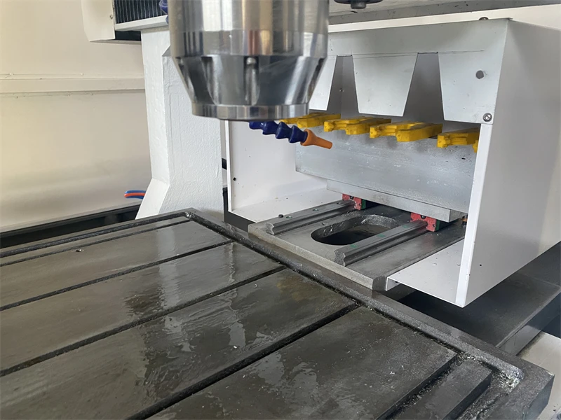 Shoes Mould Cnc Milling Machine 6060 Mini Cnc Router Metal Engraving ...