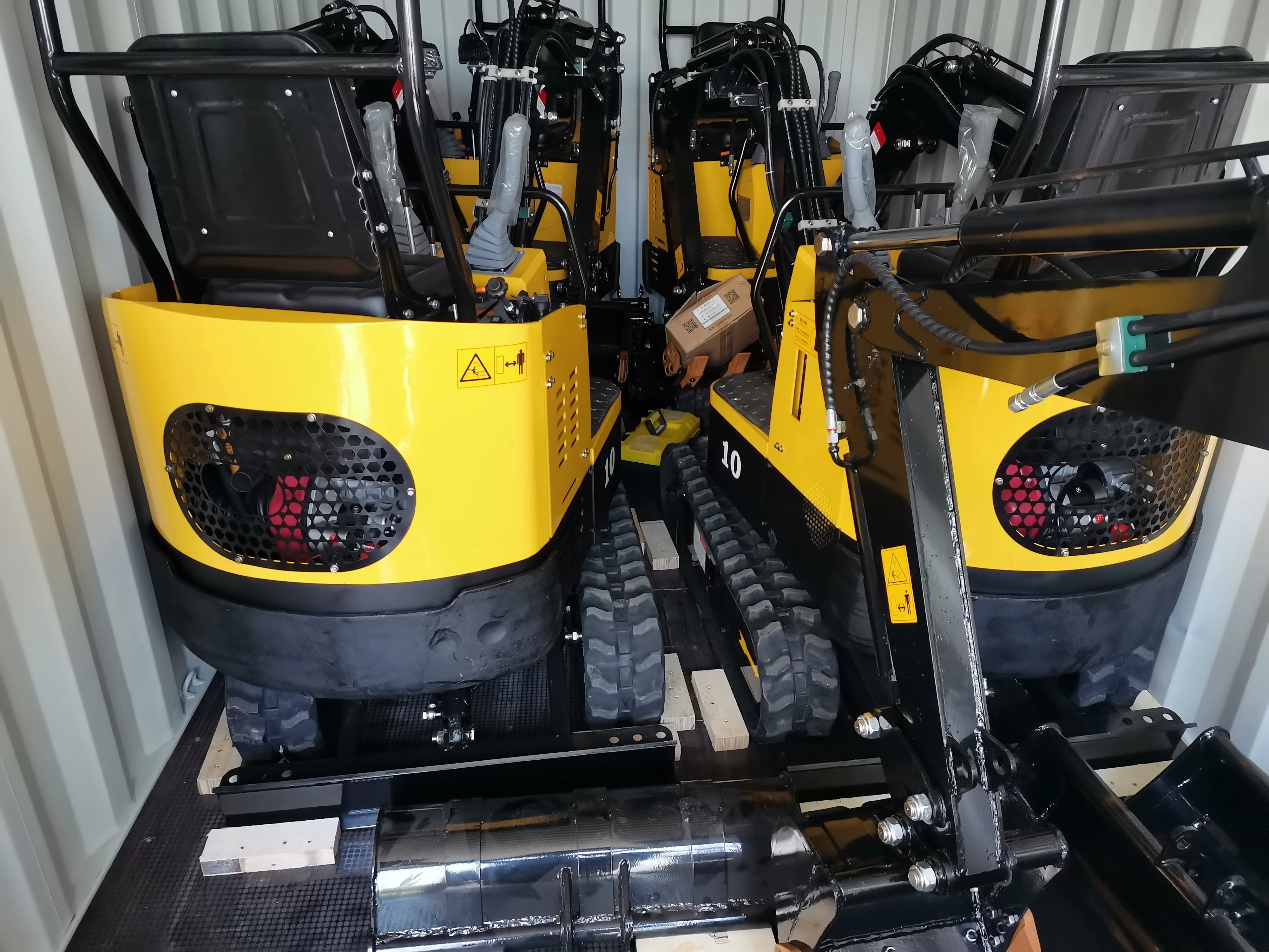 Mini Excavators - Powerful Hydraulic Diggers for All Needs