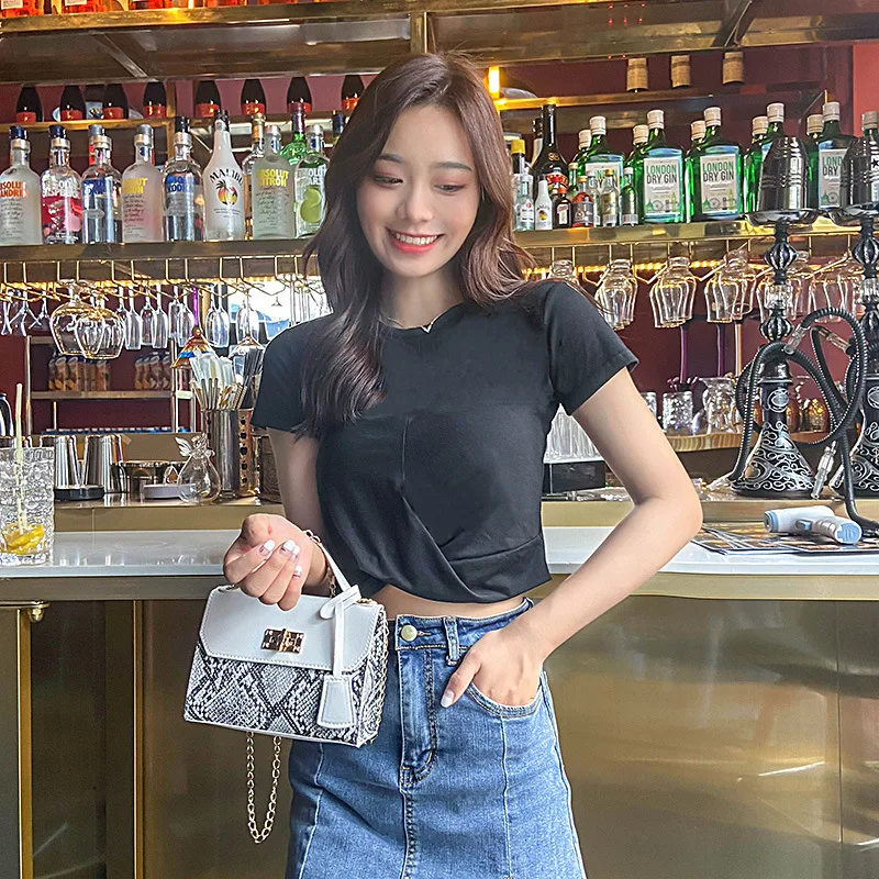 Shop Our Custom Label Handbags - Trendy & Durable Design