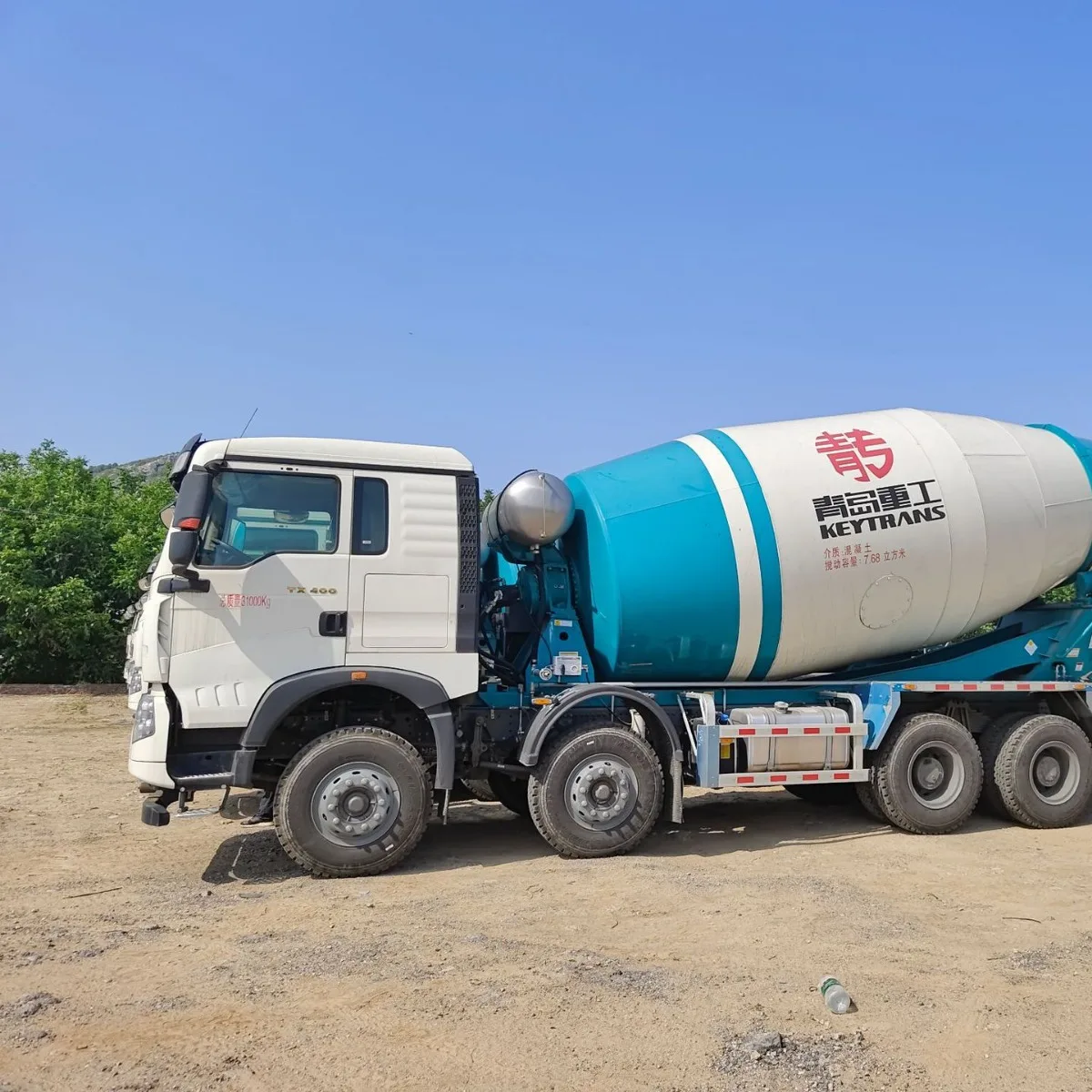 Sinotruk Howo 440 Horsepower Mixer Truck 12 Cubic Meters 8x4 Drive ...