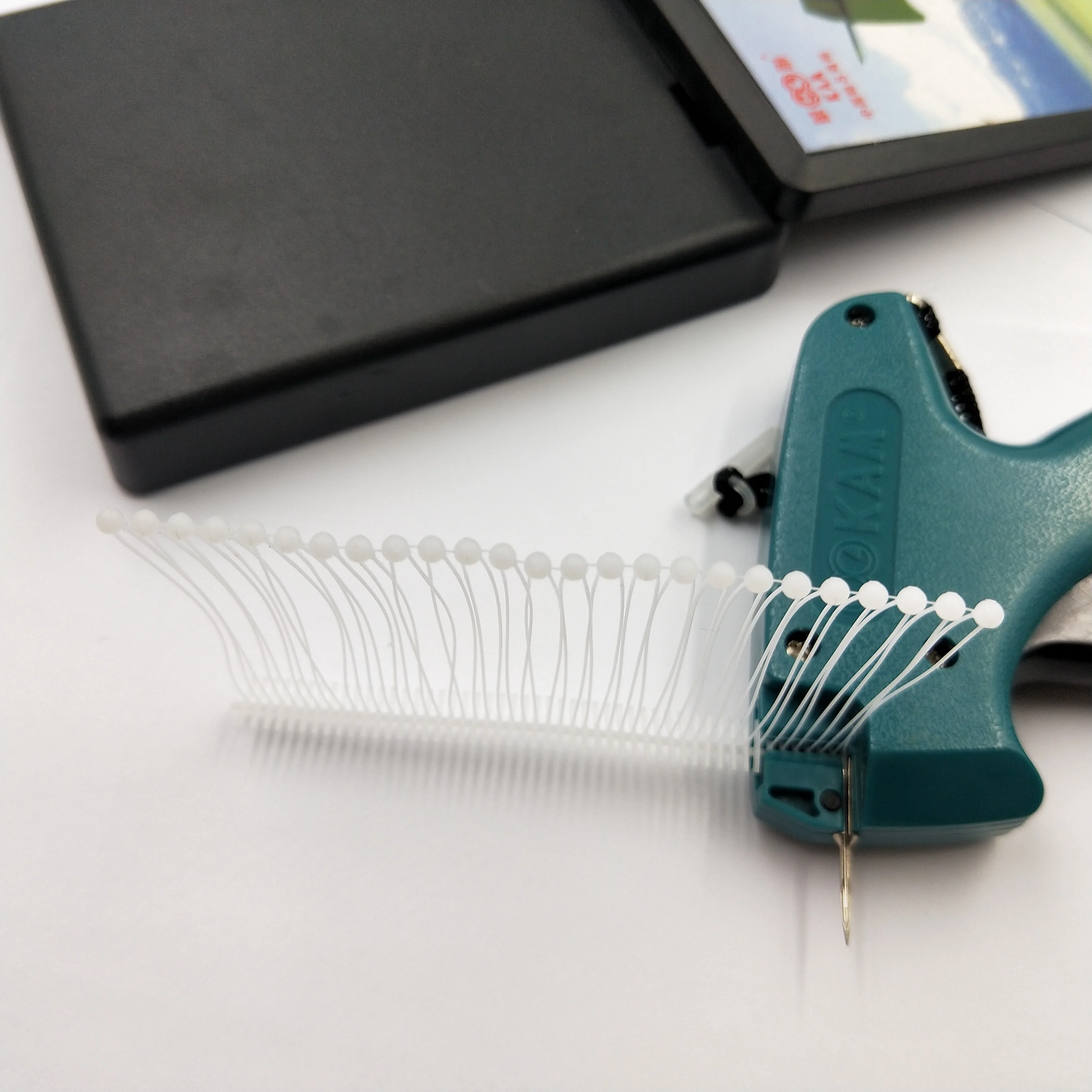 Loop Fasteners V-Shaped for Tagging Gun - Durable & Versatile