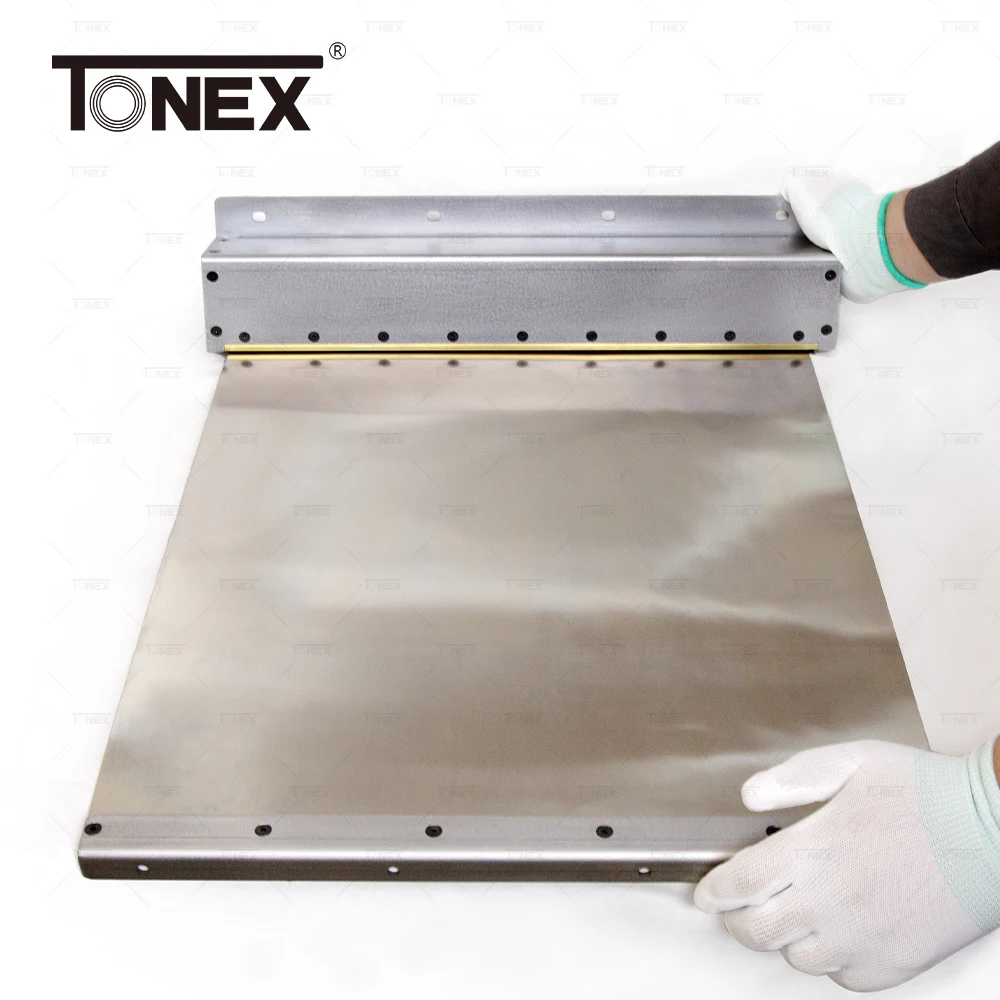 Flexible Cnc Machine Tool Lathes Machine Tool Way Cpvers Roll Up Cover ...