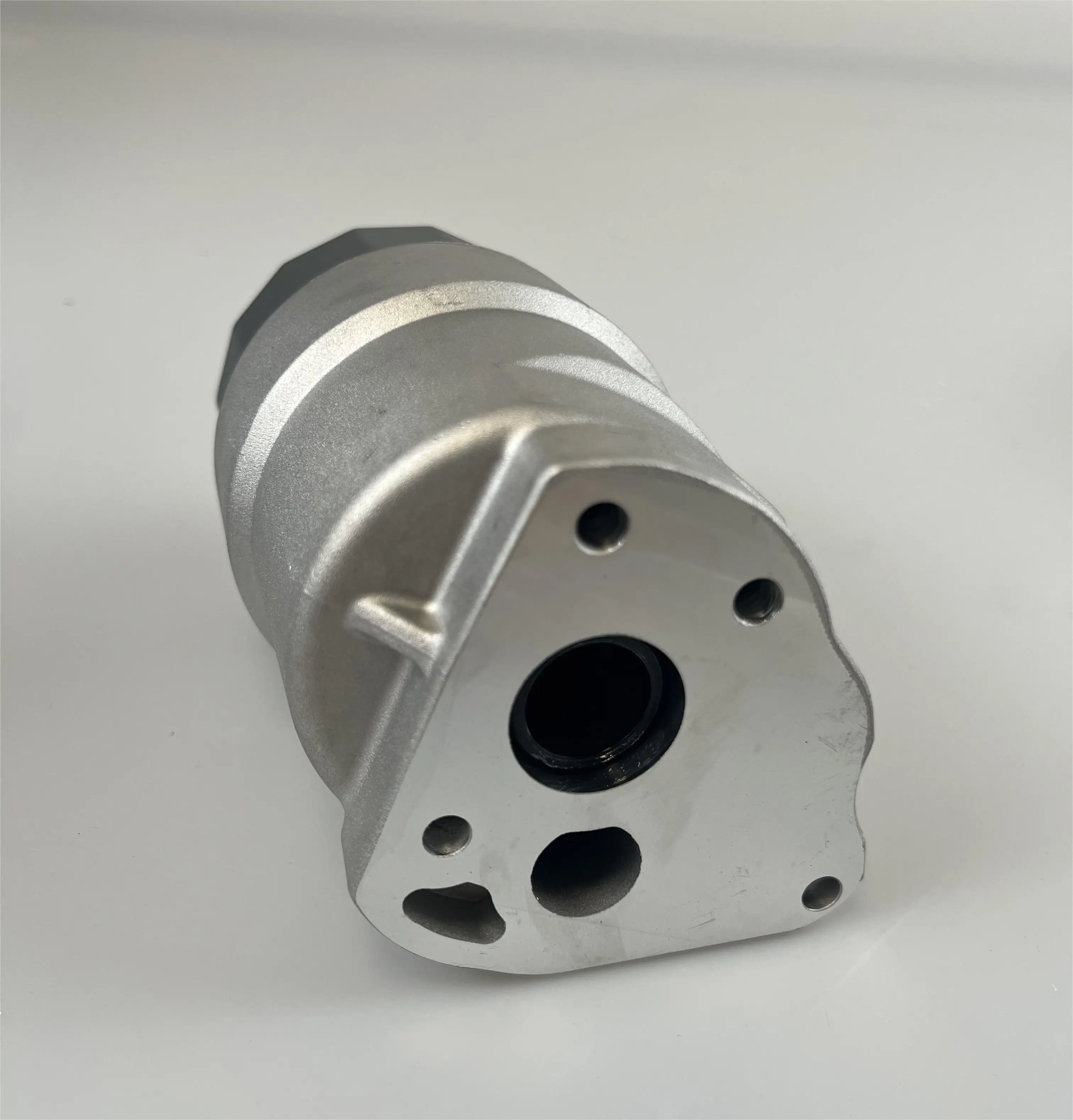 OIL FILTER - ASSEMBLY LR010722 for Range Rover| Alibaba.com