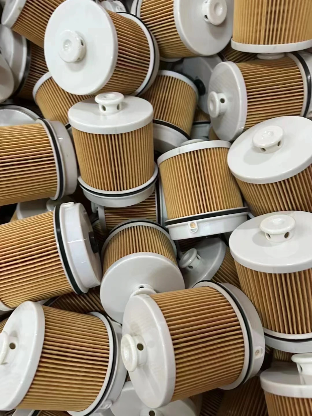 Various Models Available Oil Filter Car Parts Oil Filter 03c 115 561 B ...