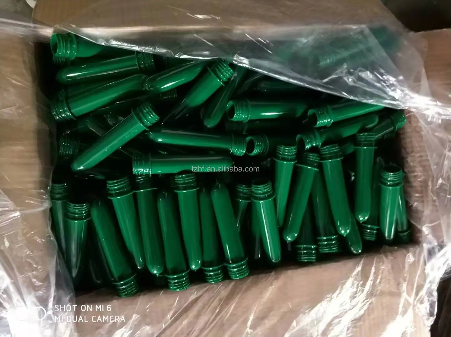 28mm Cold Filling Pet Bottle Preform Pco 1810 Preform Tubes For Water ...