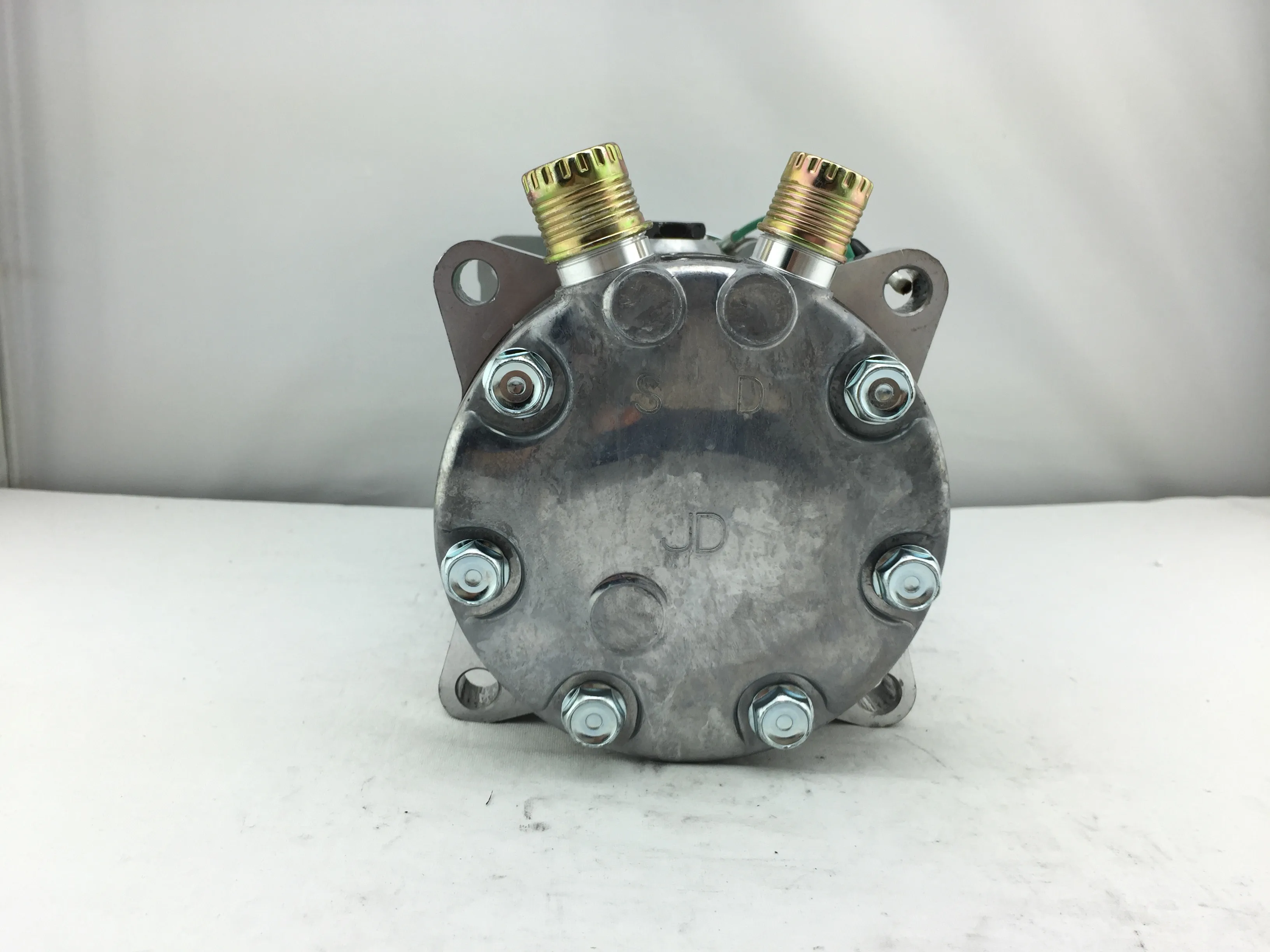 SD7H15 709 AC Compressor for SD7H15-8239 SD7H15-8061 SD7H15-8017 SD7H15 ...
