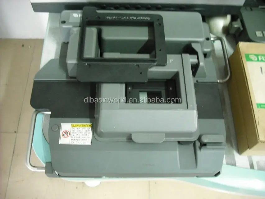 Scanner Fuji Frontier SP3000 para impressão de papel multicolorido