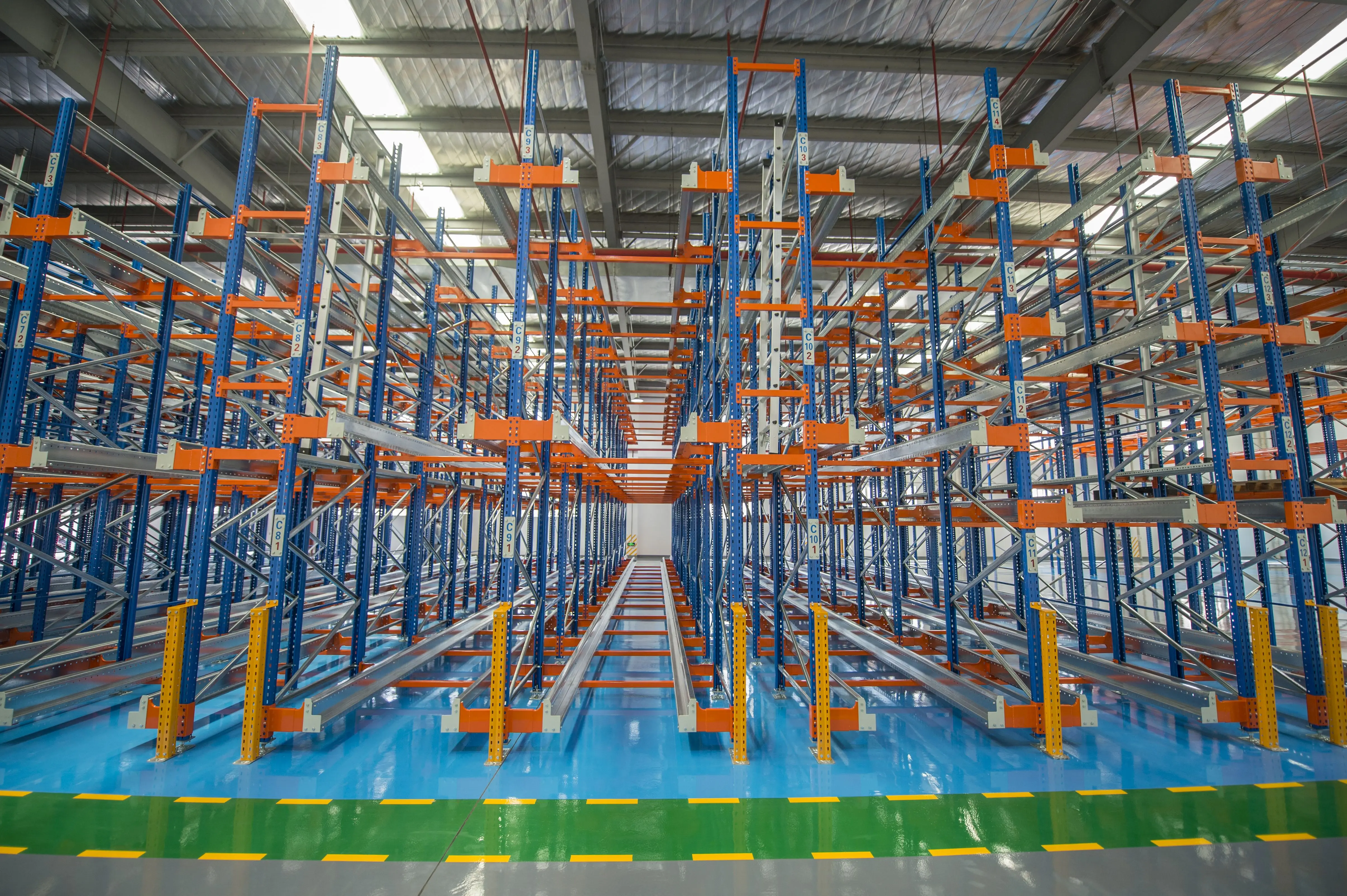 Warehouse Storage Radio Shuttle Racking System Heavy Load Metal Pallet ...