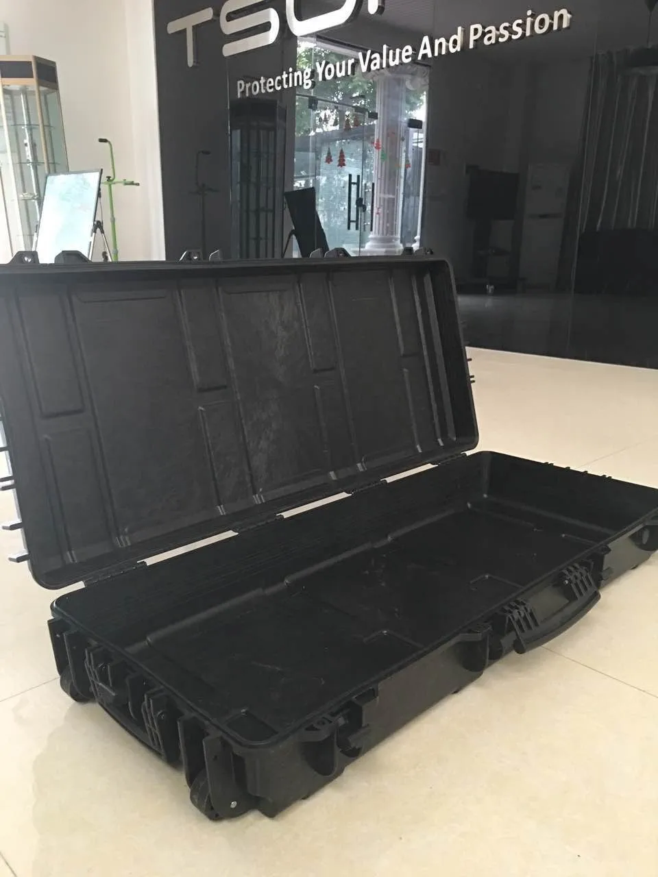 Tsunami Plastic Equipment Case For Outdoor Sports Shockproof Case ...