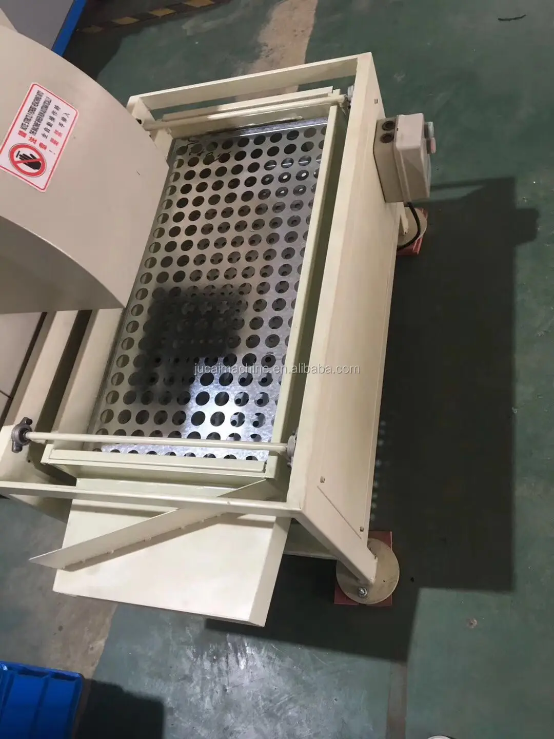 Silicone Part Deflashing Machine/rubber Deflashing Machine - Buy ...