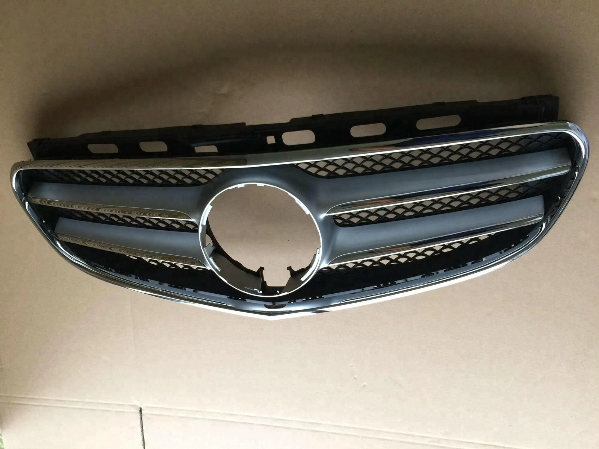 梅赛德斯W212 AMG A2128852738前保险杠总成车身套件| Alibaba.com