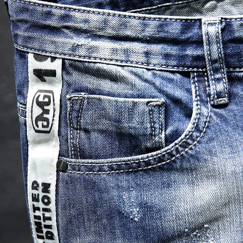 Mufti Jeans Logo
