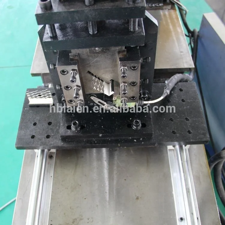 Expanded Sheet Metal Angle Bead Machine - Durable & Easy to Operate