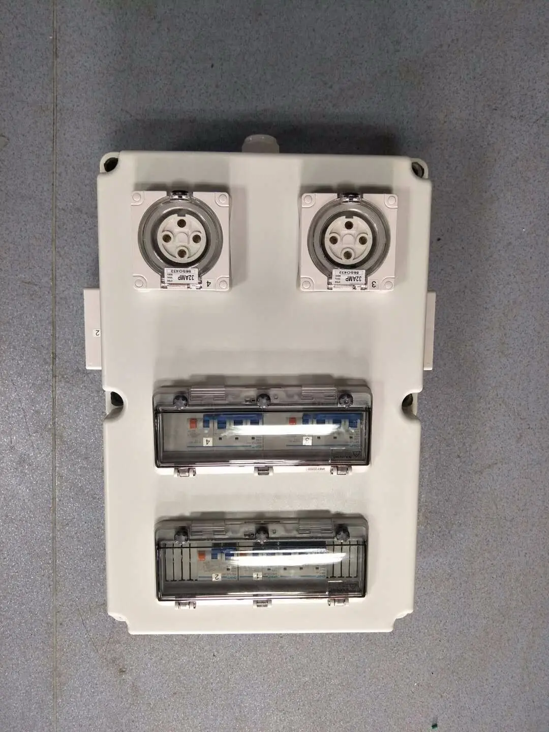 SAIPWELL Series Industrial Plug Socket 380v 16a 56SO315 IP66