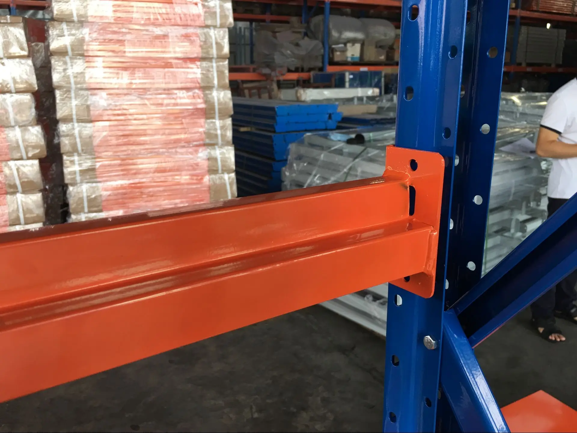 500KG Payload Q235B Steel Beam Storage Metal Warehouse Pallet Rack ...