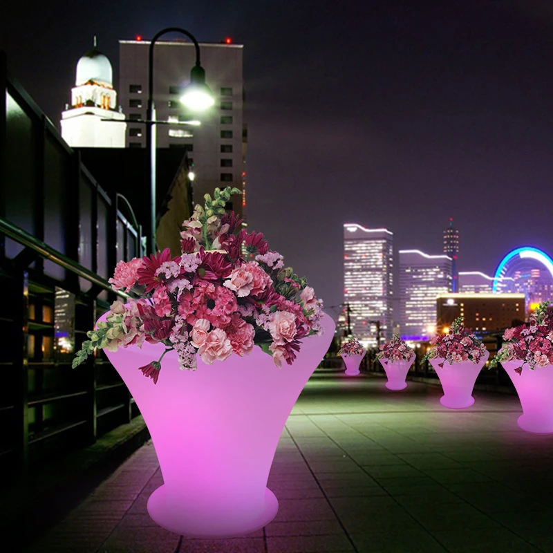 Luxury LED Lighted Planter Pots Stylish Planters with LED Lighting ...