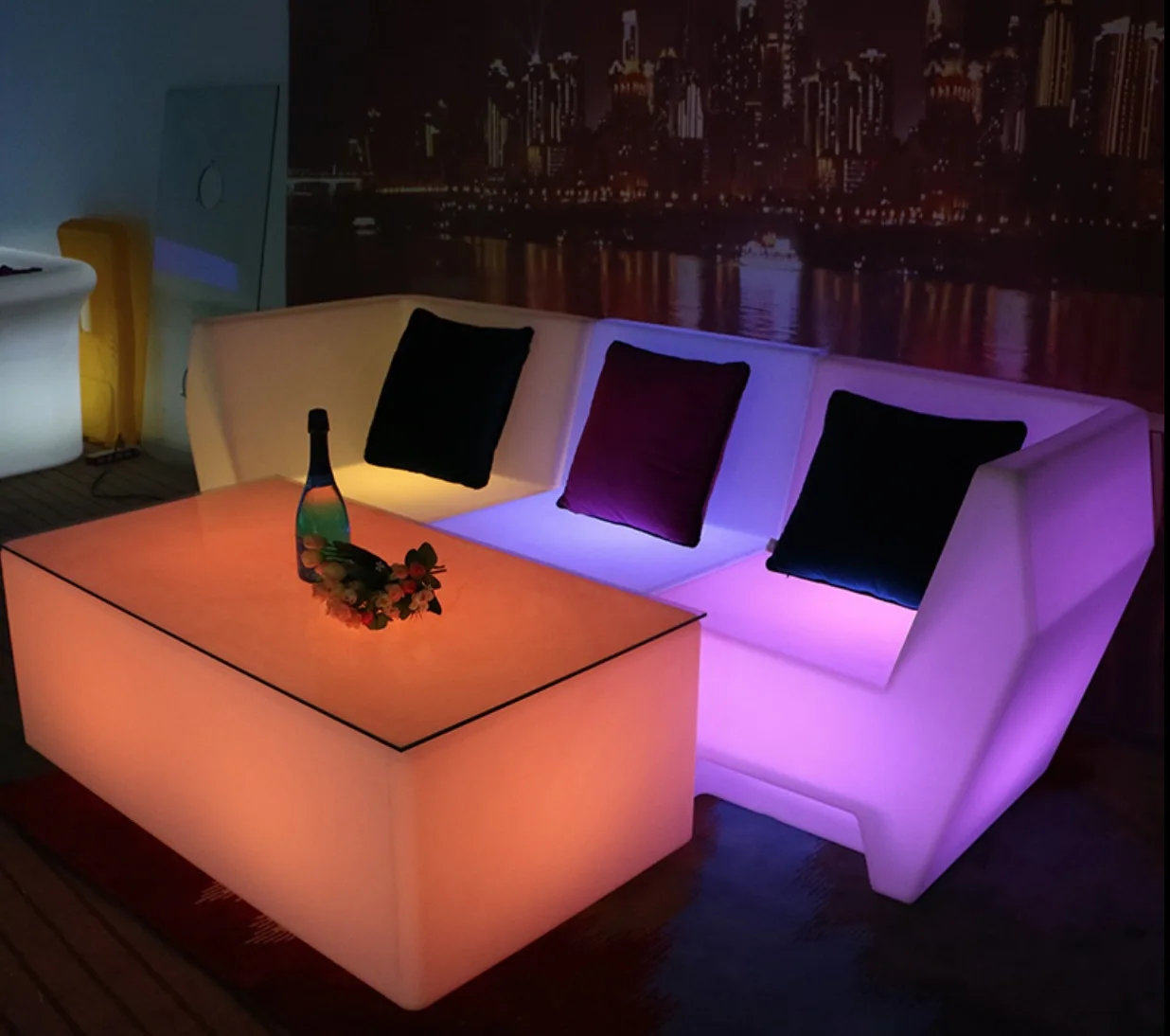 Modern Light-Up Lounge Bar Sofa Plastic Hotel and Home Bar Furniture ...