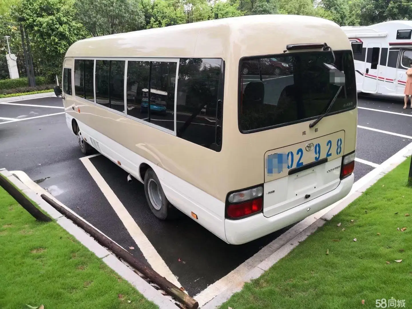 Used Japan Toyotai Coaster Bus - 30 Seats, AC, Diesel