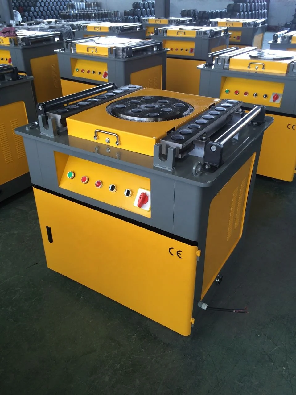 Wrought Iron Spiral Reinforcing Bender Automatic Steel bar Bender ...