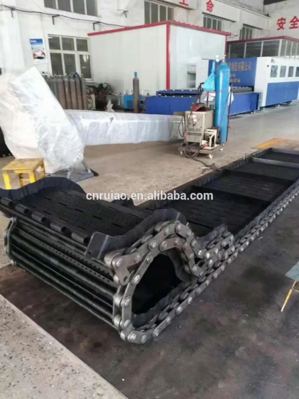 Chip Conveyor Hinged Scrap Belts - Buy Stainless Steel Conveyor Belt ...