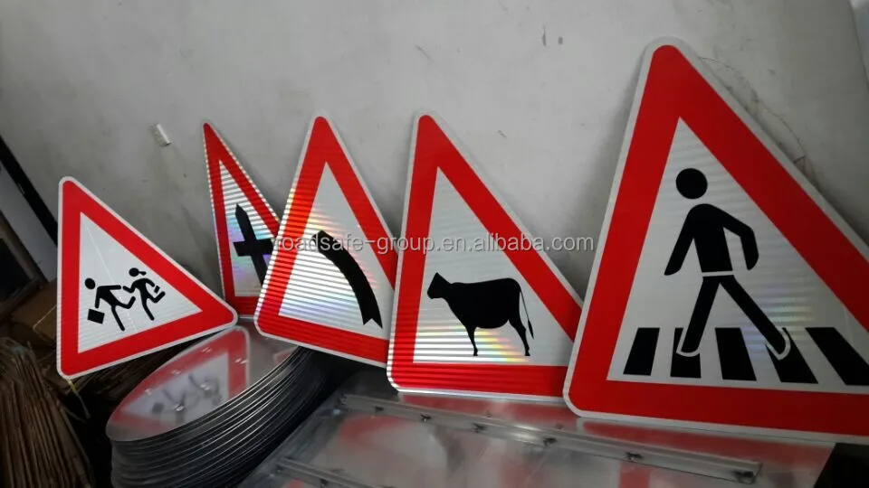 Traffic Signs Post Reflective Stop Sign Aluminum Material Stop/slow ...