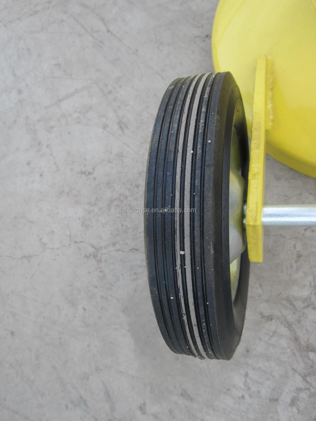 Movable Pipe Bollard With Wheels Car Parking Security Movable Cast Iron ...