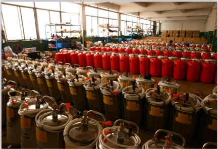 30/35gal Gas Caddy - Portable Oil Caddy with Manual Pump