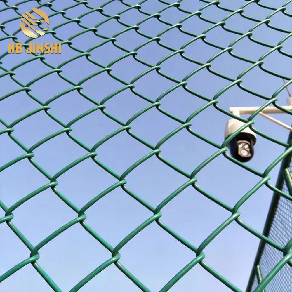 PVC Coated Diamond Shape Wire Mesh Sportsfield Fence