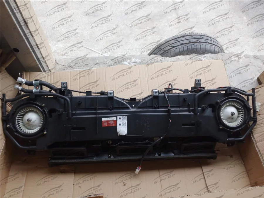 Sunlop Hiace Body Parts Rear Evaporator Core for Hiace 2005up KDH 200 Commuter Van Auto Parts ...