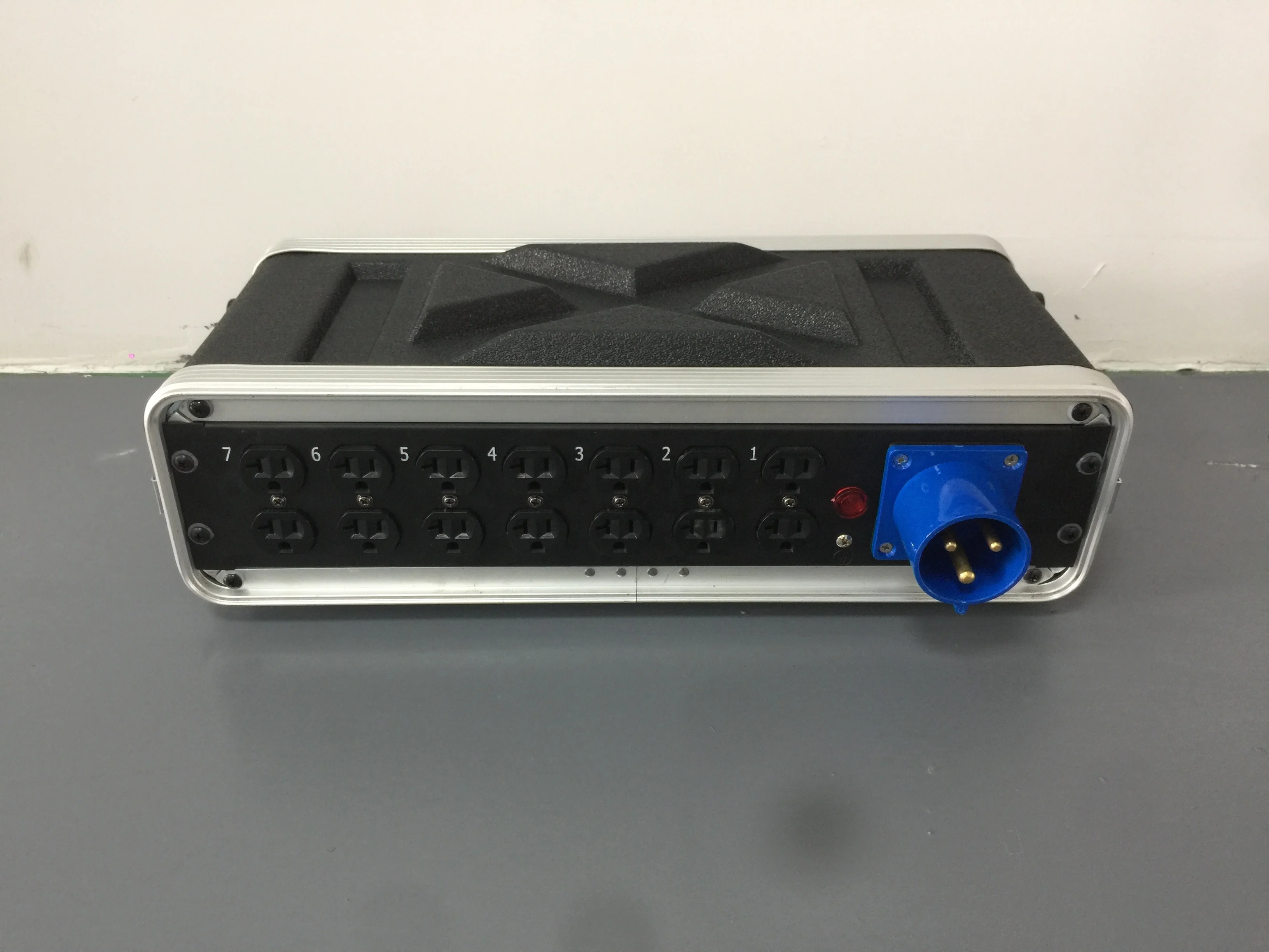 Us Power Distribution Box For Outdoor Electrical Applications - Oem