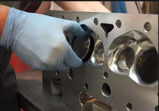 HBJY Factory Supply Detroit Diesel DD15 DD16 Cylinder Head New 47304 ...