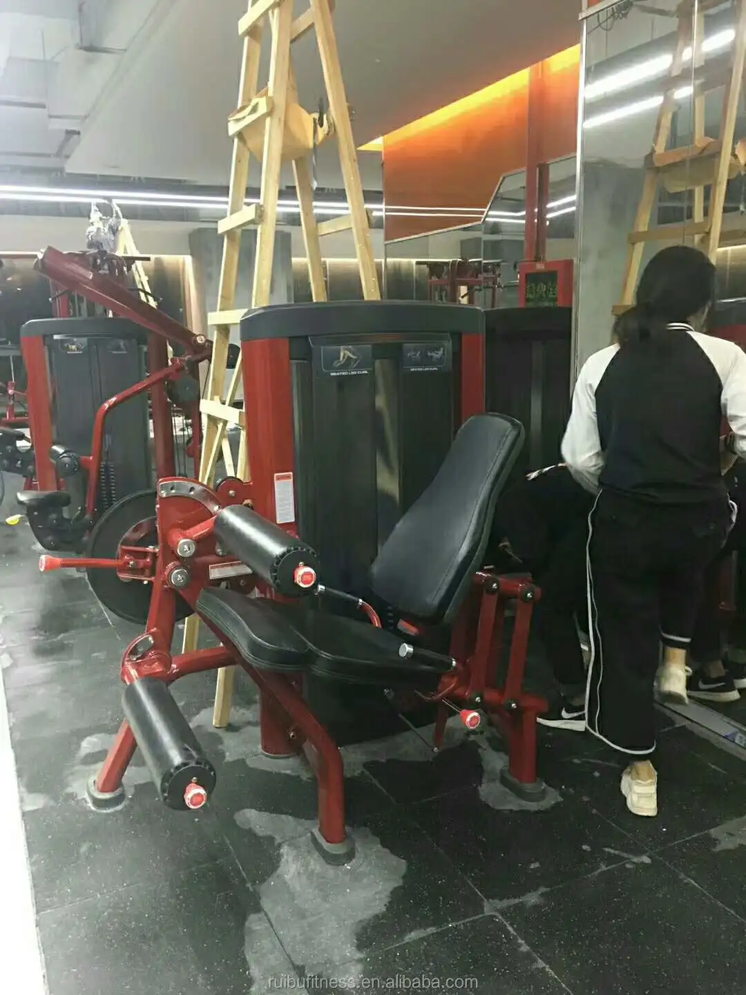 Ruibu-9033 Commercial Gym Equipment - Luxury & Efficiency