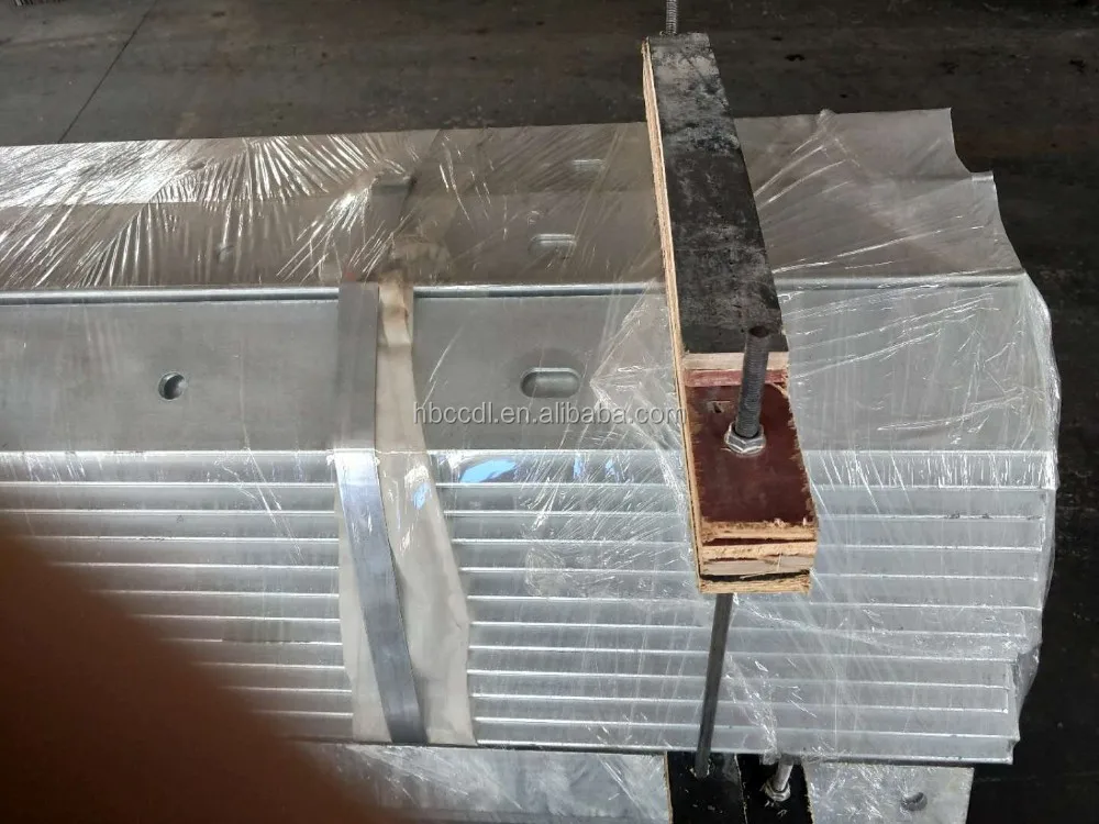 HDG Overhead Power Line Fittings Galvanized Steel Electric Cross Arm ...