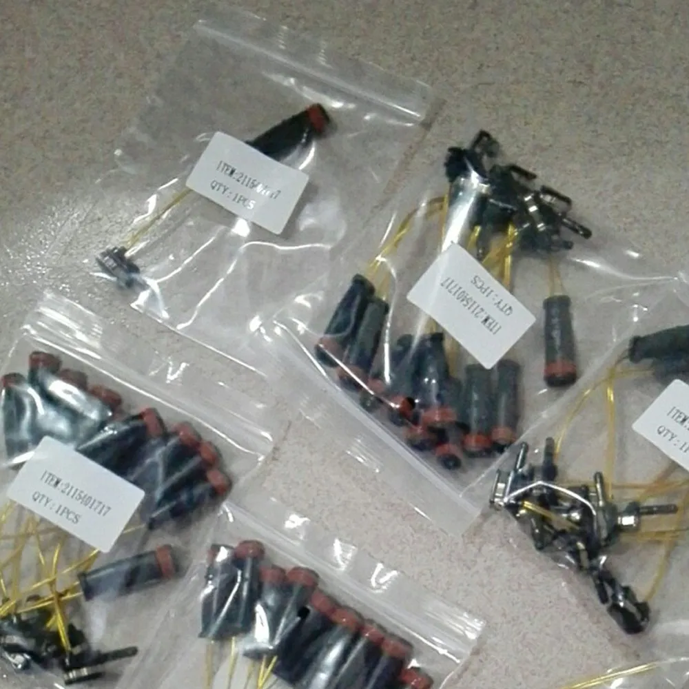 W203 W204 W176 C117 C209 W211 W212 W220 R230 R171 Auto Brake Pad Wear ...