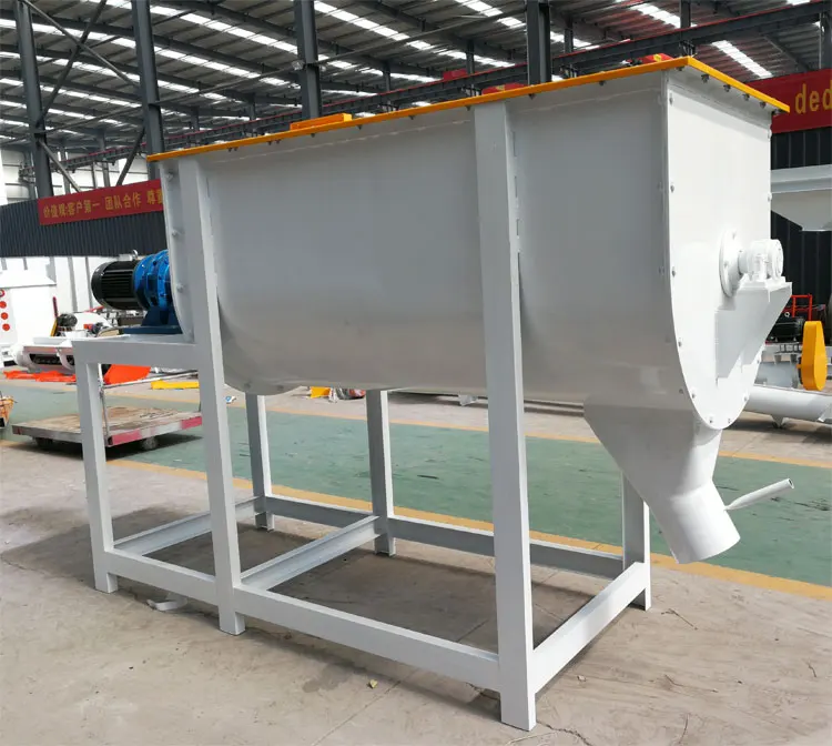 Small Livestock Feed Mixer - High Productivity & Durability