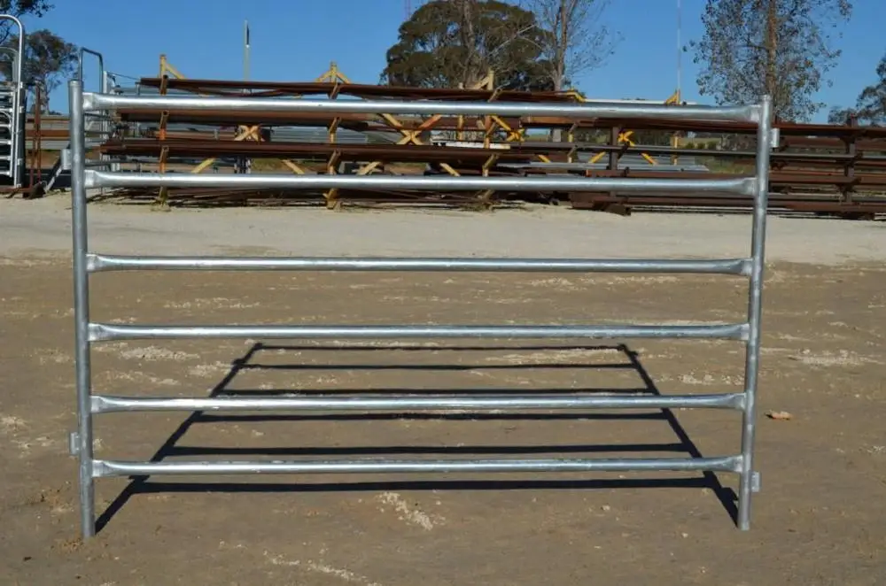 13 Panel+1 Gate Round Yard 9m Diameter Affordable Horse Corrals - Buy ...