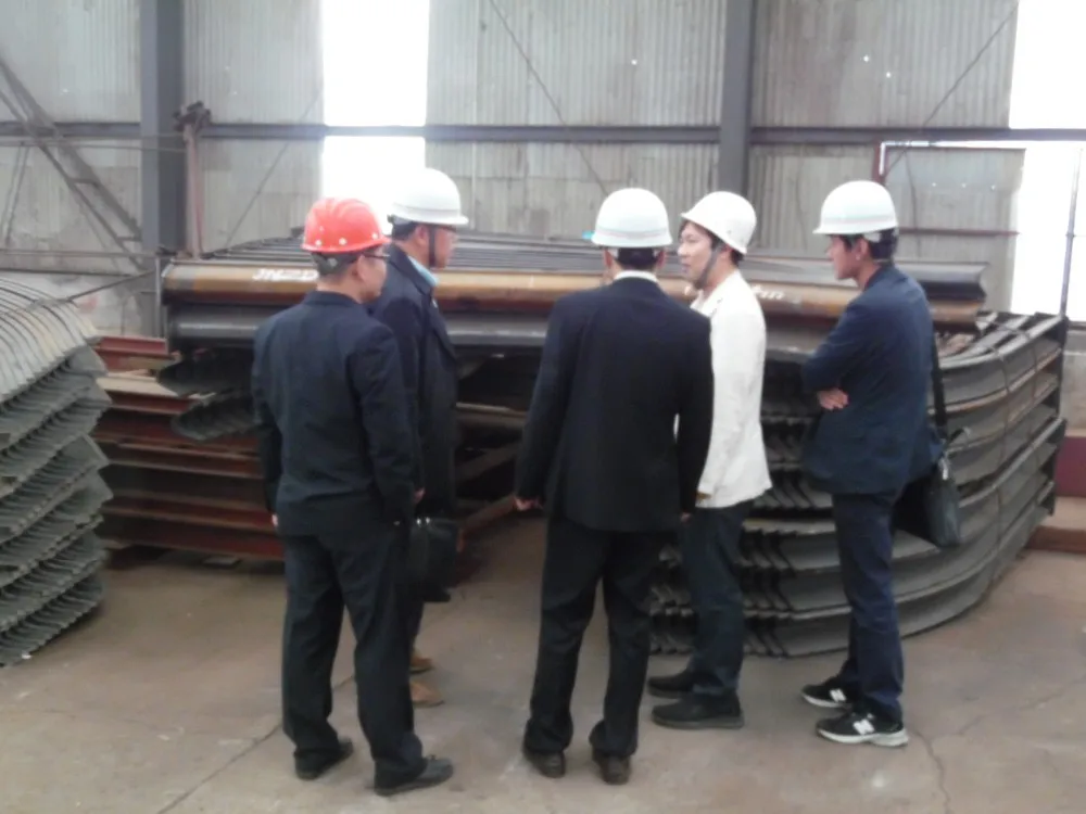 Black and Galvanized Split Set - Rock Bolts for Tunneling