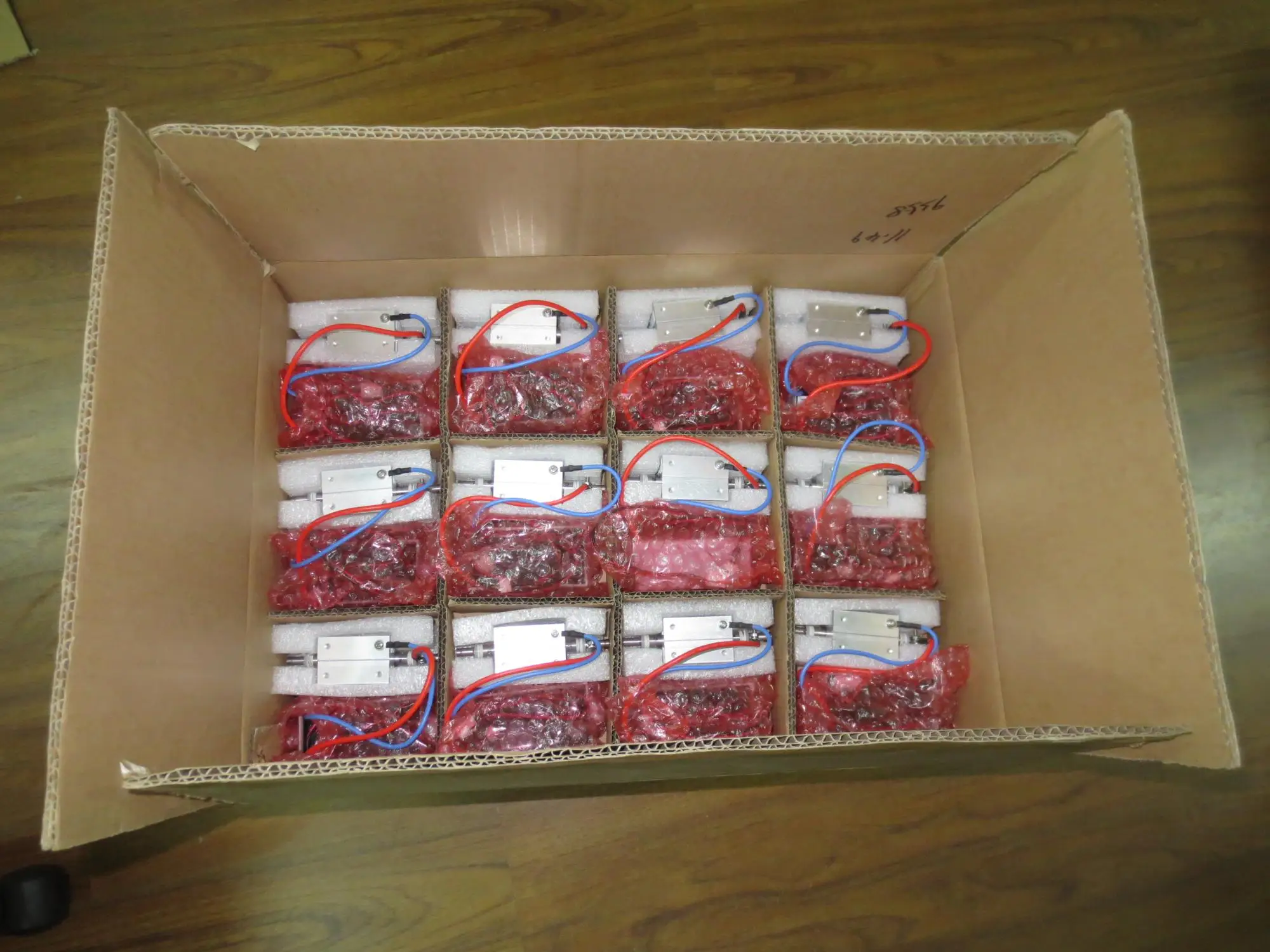 200mg/h at 1L/min Dry air Household Mini Ozonator 12VDC 220V/110V Ozone ...