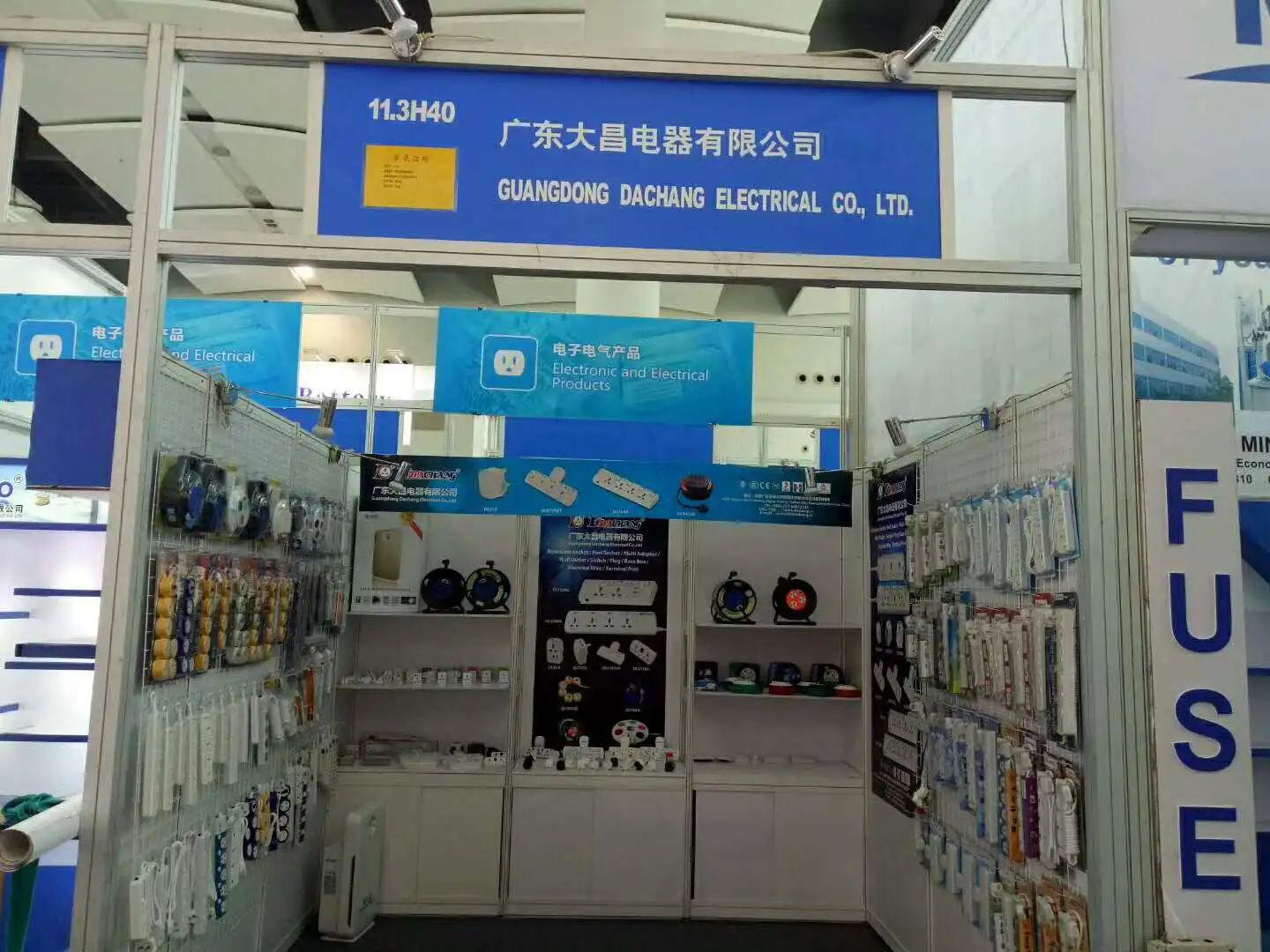 Universal Adapter 3 Pin Plug| Alibaba.com