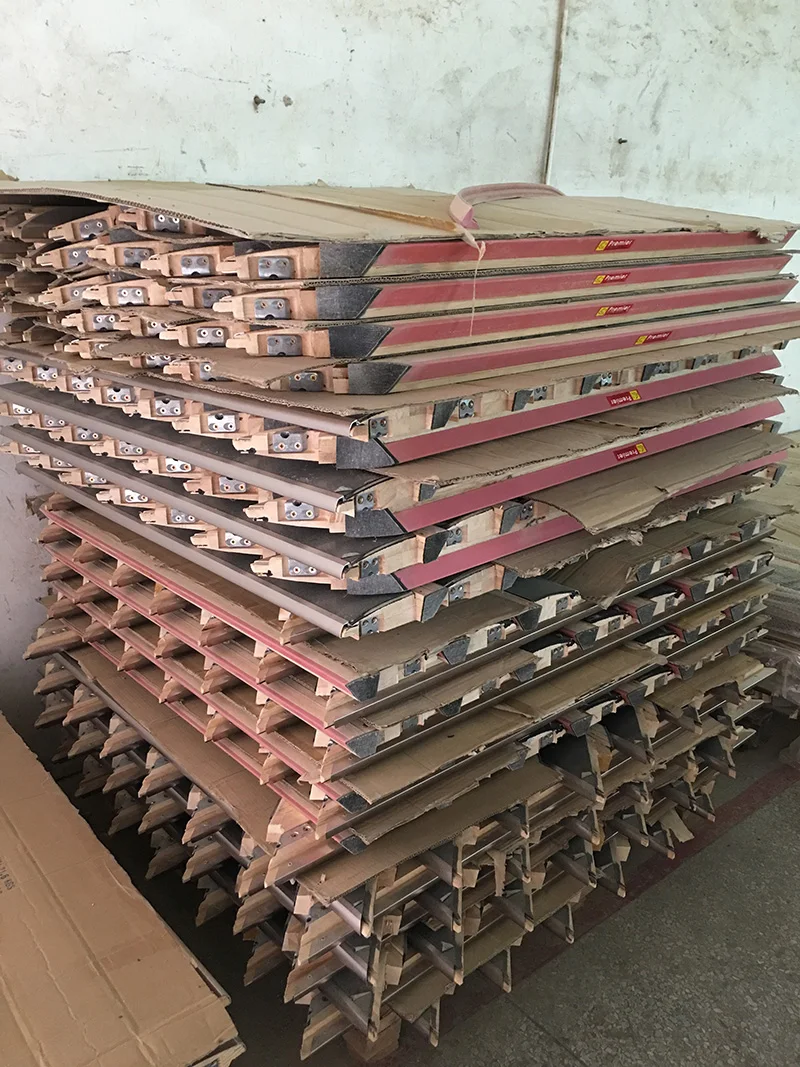 18FT Solid Wood Shuffleboard Table - Popular Club Game