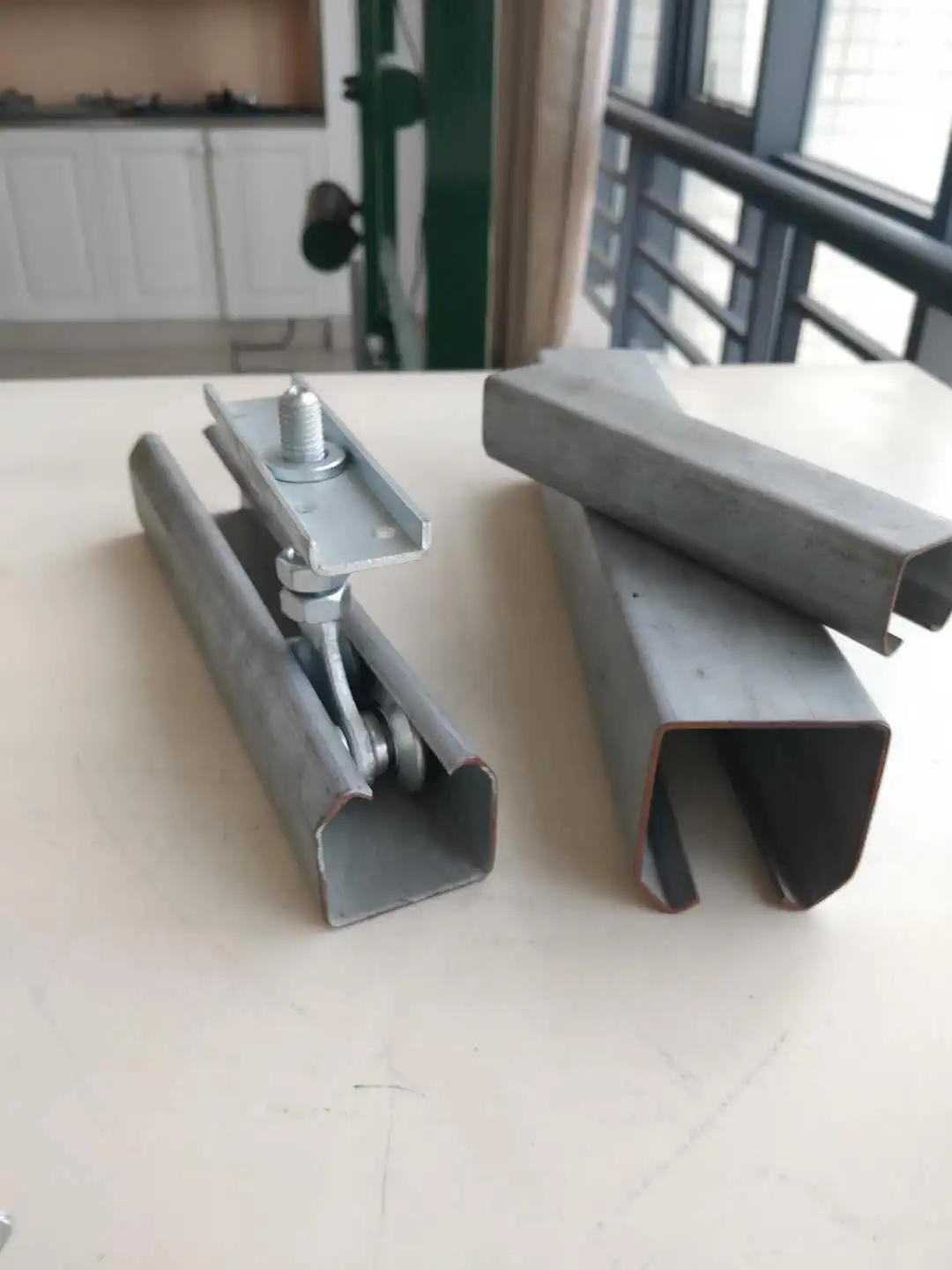 Hanging Door Roller Rail Hanging Gate Track - Buy Steel Hanging Door ...