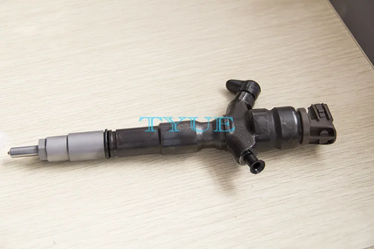 Common Rail Fuel Injector For Denso System 23670-30440 2367030440 - Buy ...
