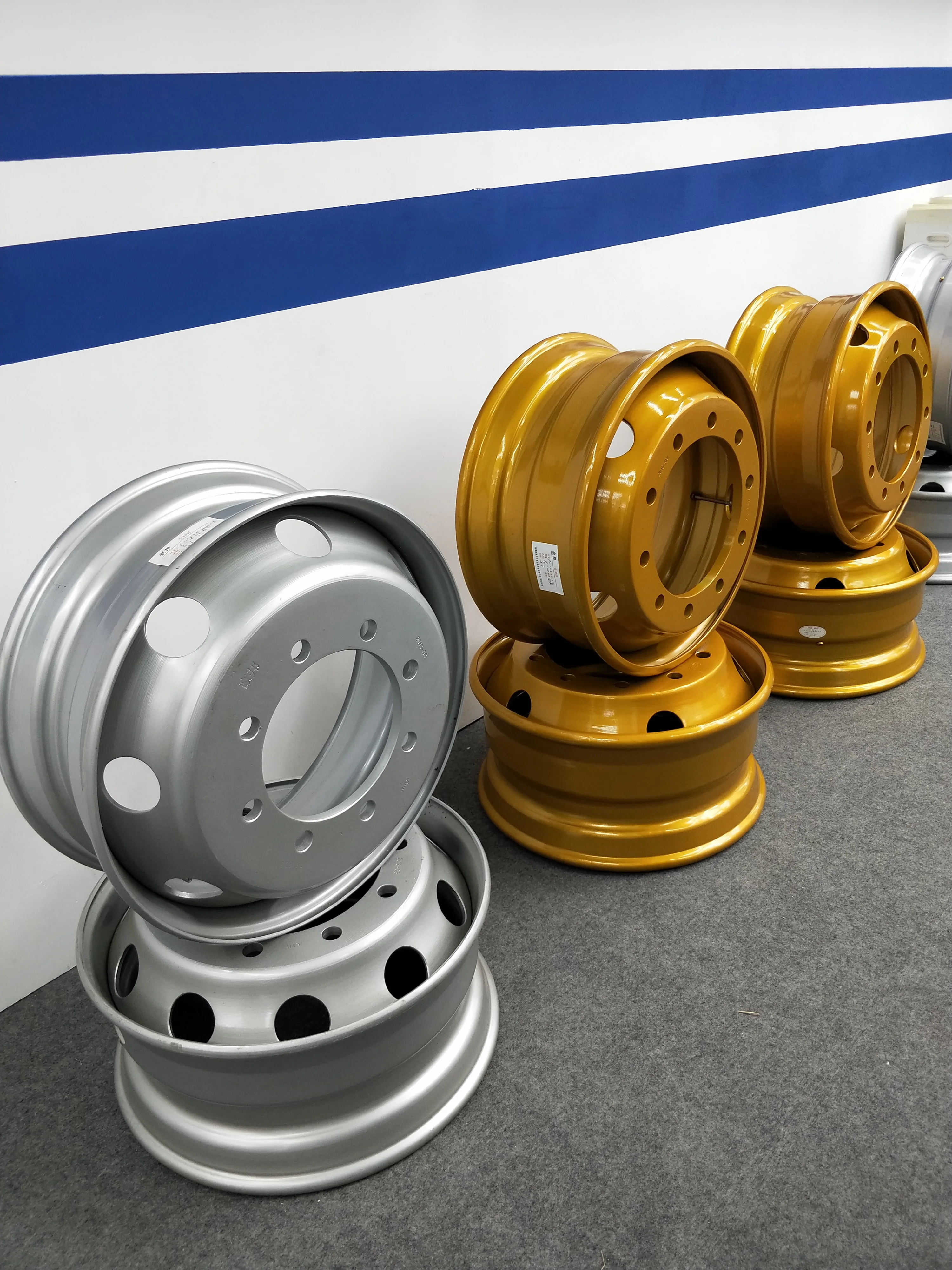 Luheng 8 Holes and 10 Holes Truck Wheel Rims - Durable & Reliable