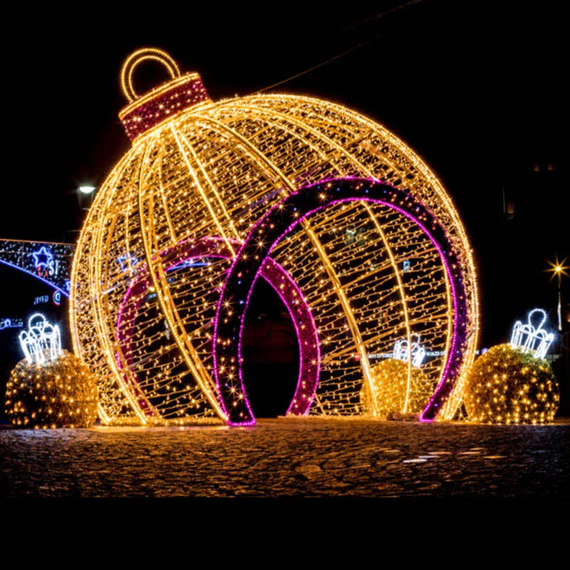 Outdoor large Christmas decorations oversize LED bauble ornament ...