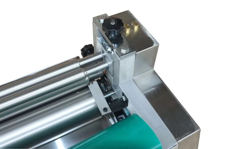 JS-700A Cold Glue Applicator Machine - Efficient Paper Gluing