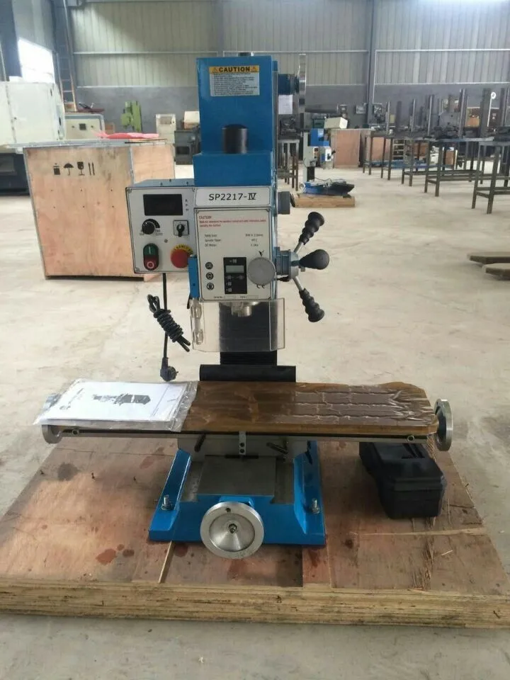 High Quality 750w Motor Small Manual Milling Machine