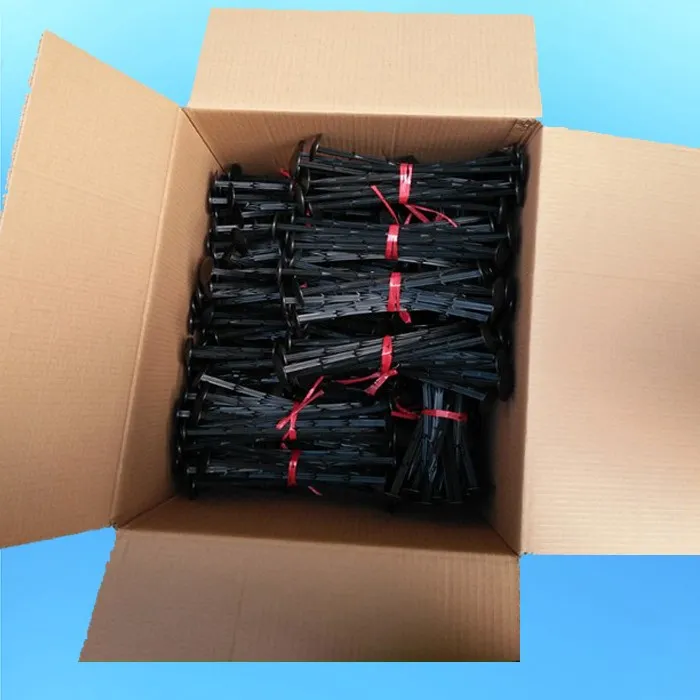 Plastic Garden Securing Pegs Tool Flexible Fixing Fabric Peg Nails ...