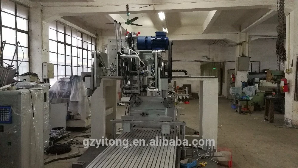 Automatic 4 Axis Tufting Machine for Cobweb Brush Making