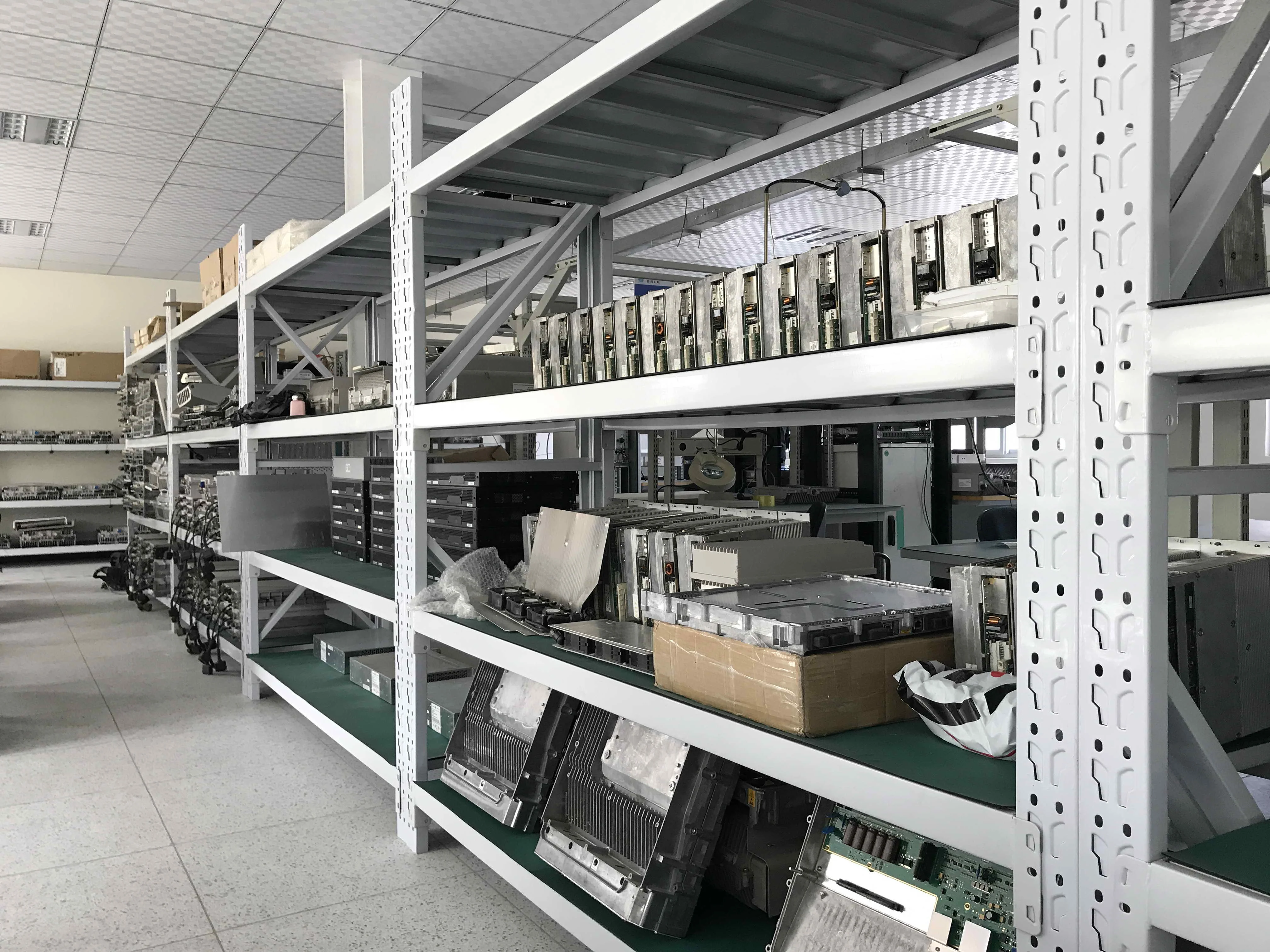 Session Border Controller SE2600/ SE2900 with CH80VPUA1