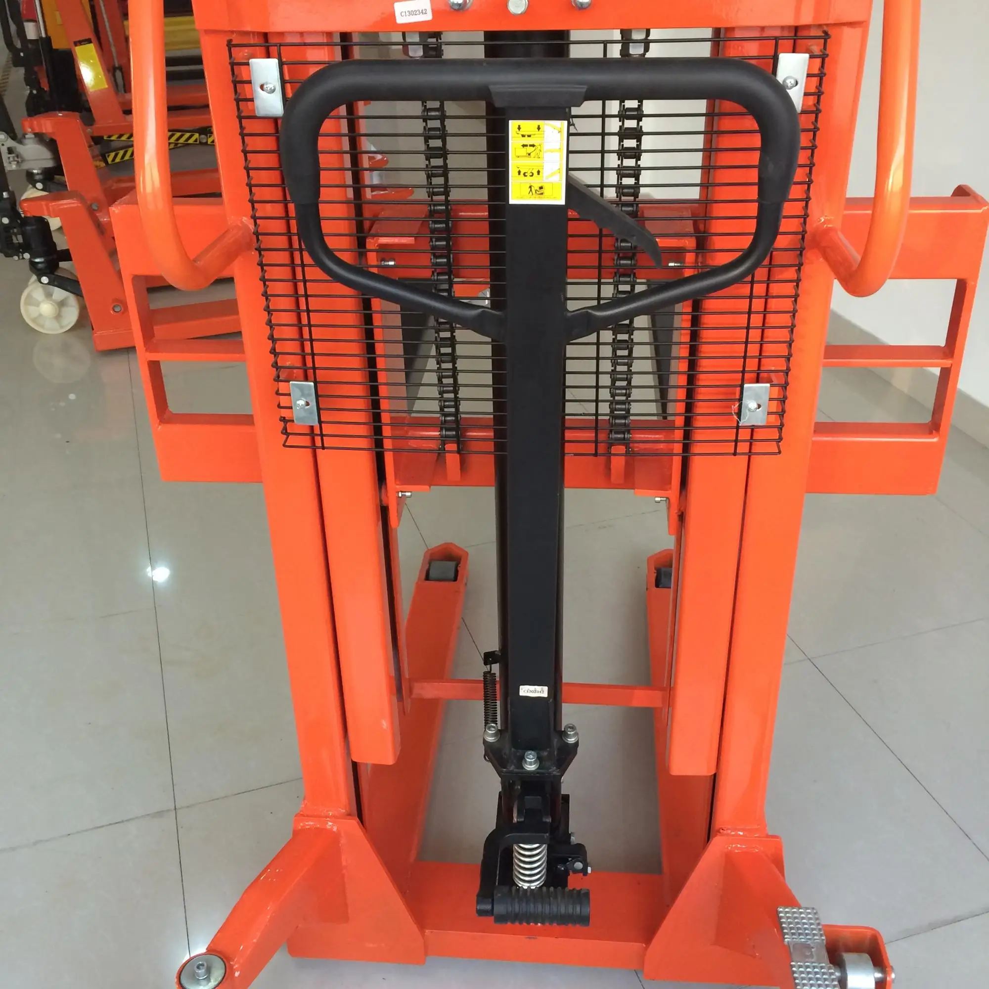 China 2ton Lifter Hydraulic Hand Operated Manual Lifter Manufacturers